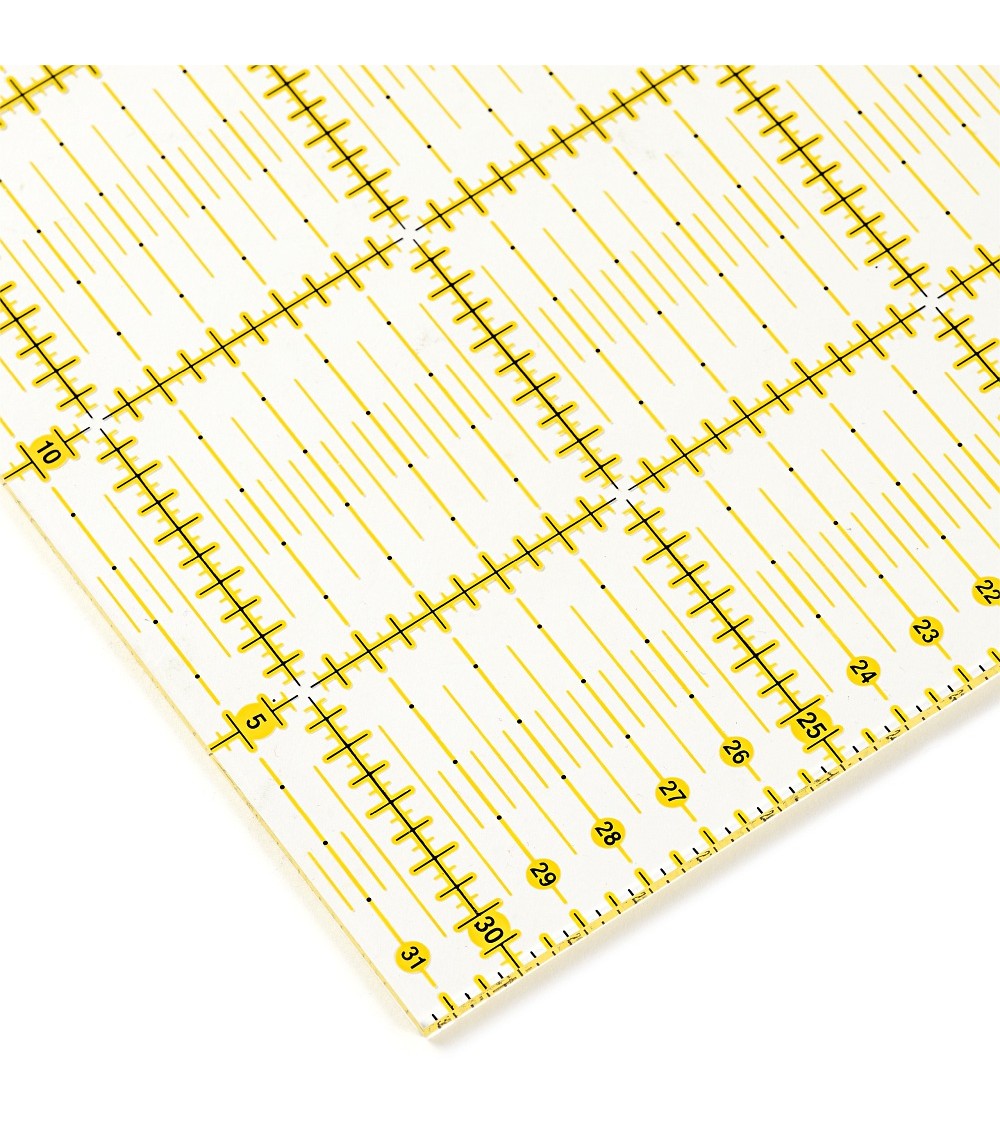 Règle carrée Omnigrid Basix, 31.5 X 31.5 cm. Manipulation sûre des ...